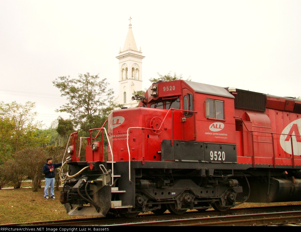 SD40-T2 9520